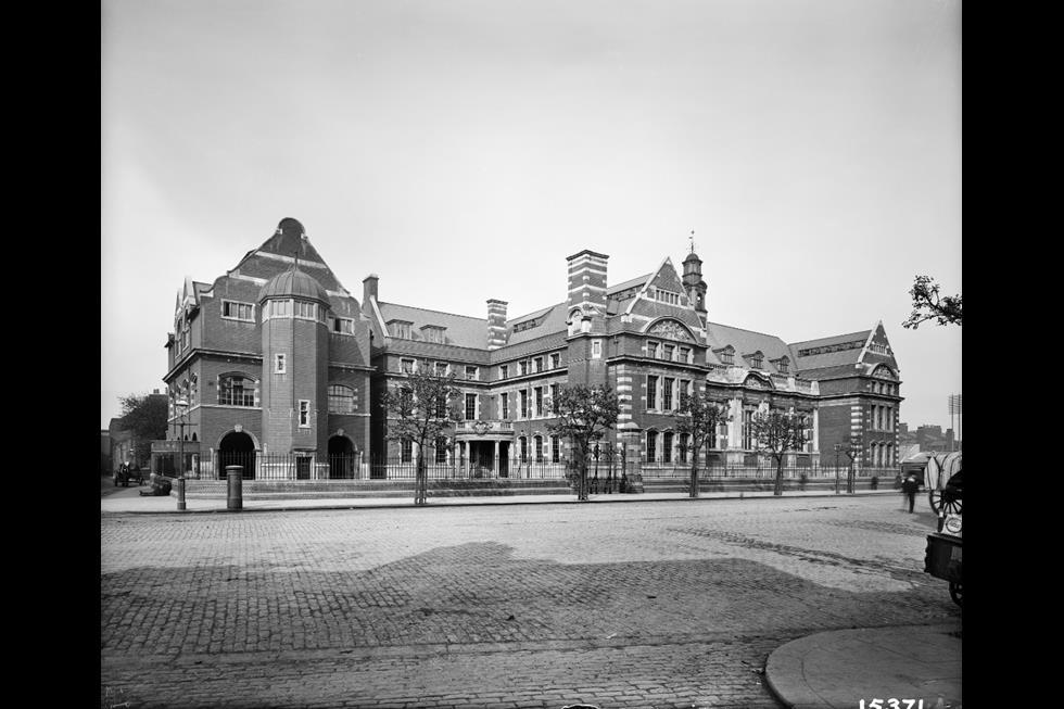 Tower Bridge school transformed into luxury hotel | News | Building